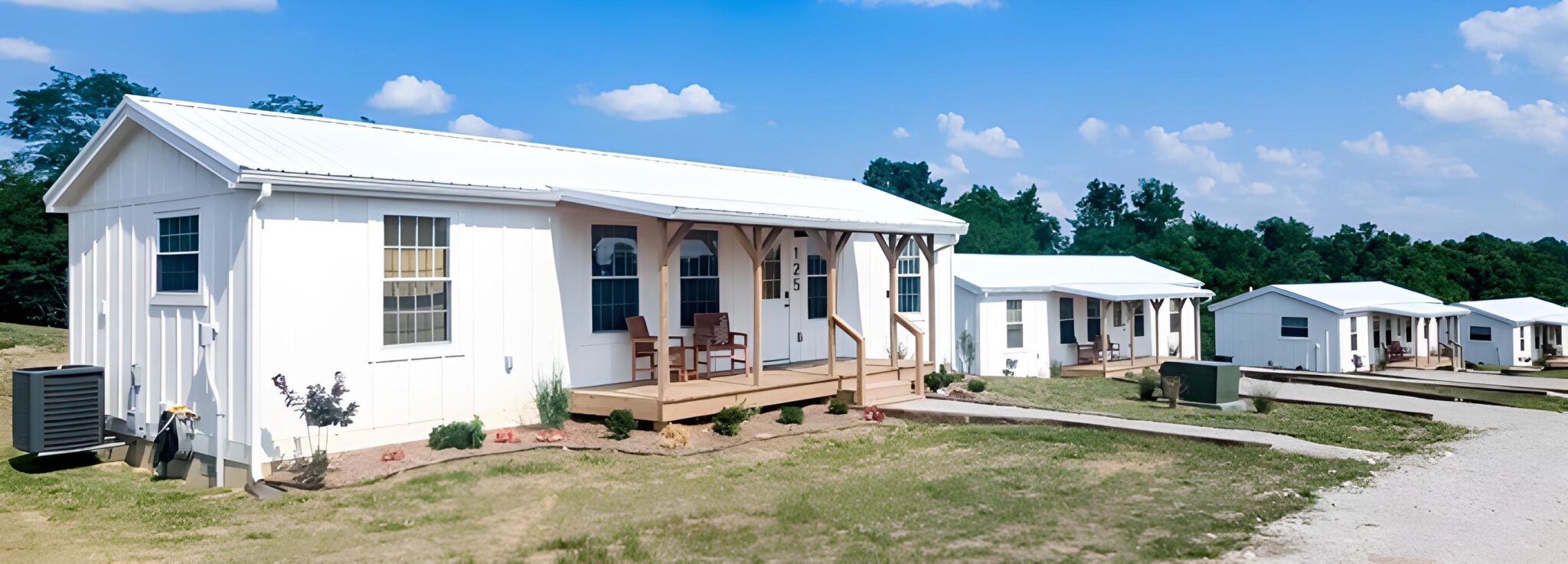 Beautiful Customized Commercial Modular Buildings & Solutions